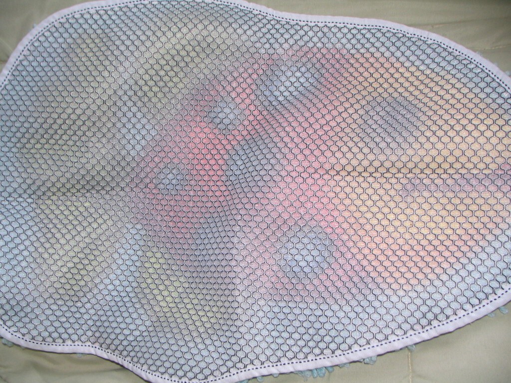 LATCH HOOK FISH WALL HANGING, CUTE, FUZZY, GREAT FOR KID'S ROOM ...