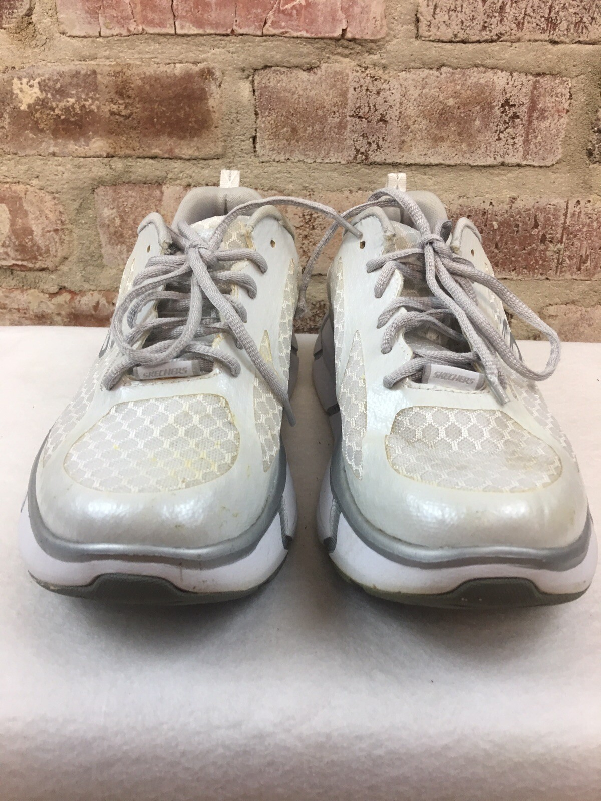 Skechers Air Cooled Memory Foam Rocker Sneakers 8.5 - Gem