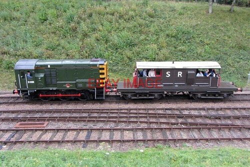 PHOTO CLASS 09 SHUNTING LOCO NO. D4106 IN ENGAGED IN GIVING BRAKE-VAN ...