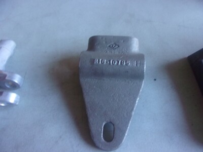 OEM FREIGHTLINER Block Casting, Spring Eye/Alignment R16-10795-000 | eBay