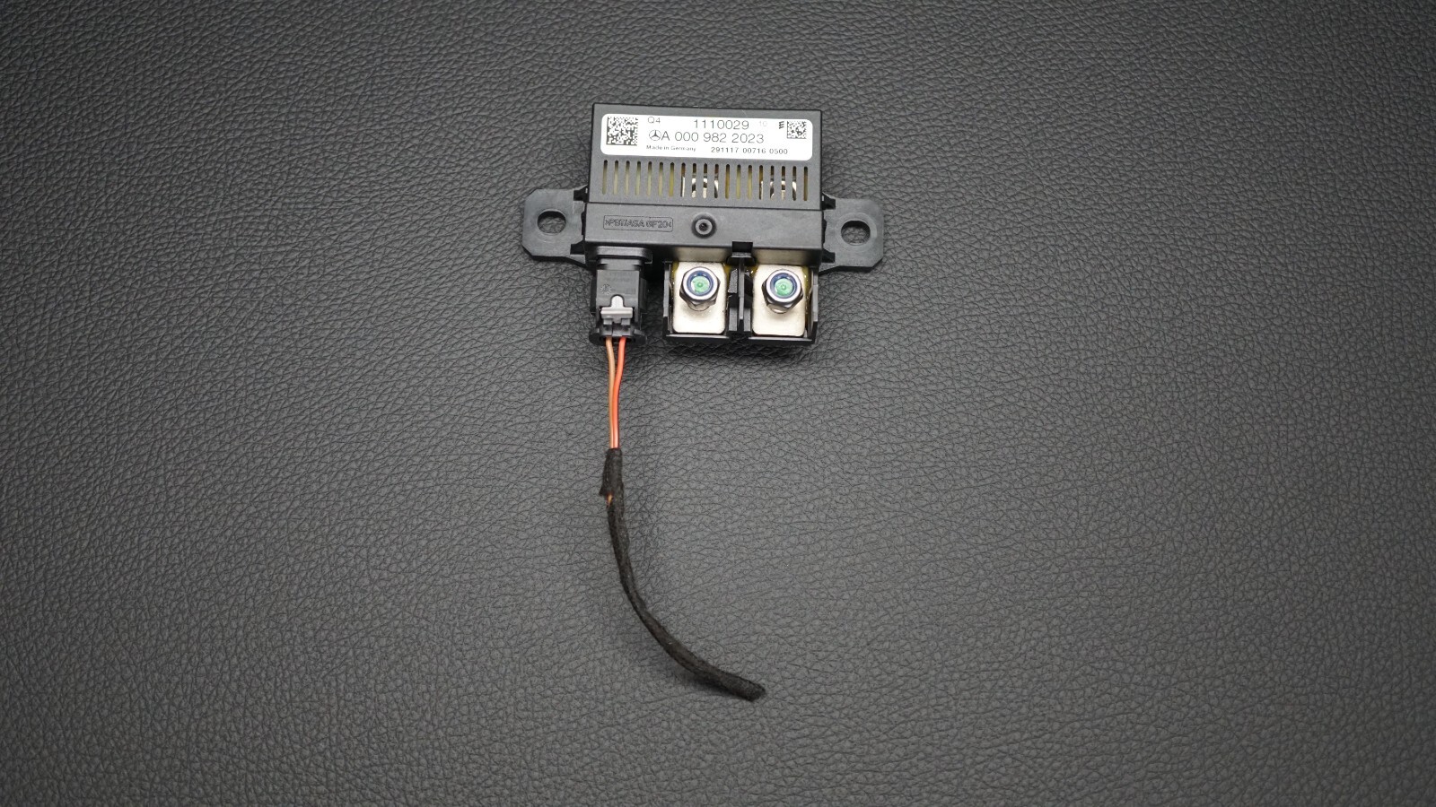 GENUINE OEM MERCEDES BENZ ACCESSORY POWER RELAY MODULE REGULATOR ...
