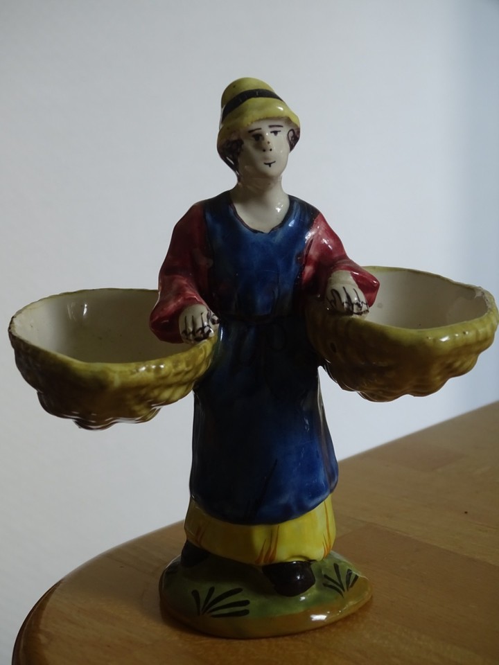 DESVRES GEO MARTEL ANCIENNE SALIERE FAIENCE PERSONNAGE FEMME ht 12 cm ...