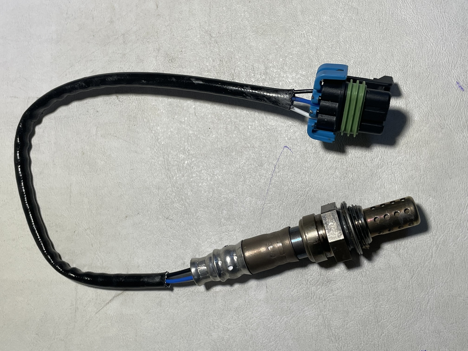 GM OEM 03-07 Avalanche 2500 Emission Components-Oxygen Sensor 12572705 ...