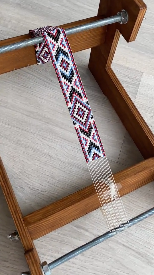 Brown Large Wooden Loom for LONG seed bead weaving - hat bands, gerdan ...