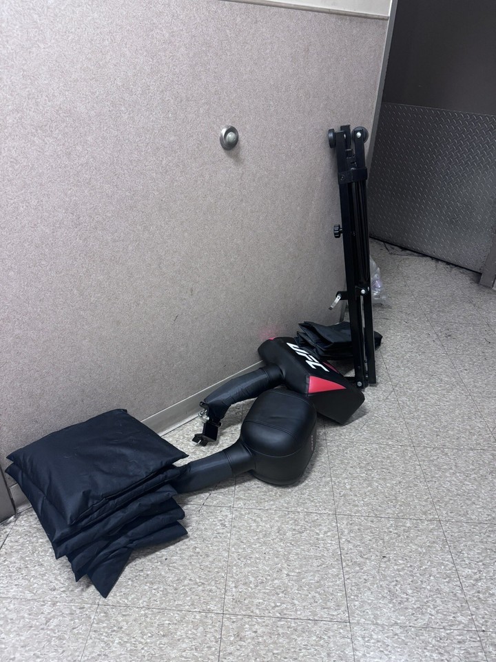 UFC BAS Body Action System - Sparring Partner,Punching/Boxing. Arm Are ...