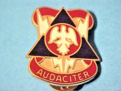 US Military 75th Infantry Division DUI DI Pin Clutchback Crest Medal ...