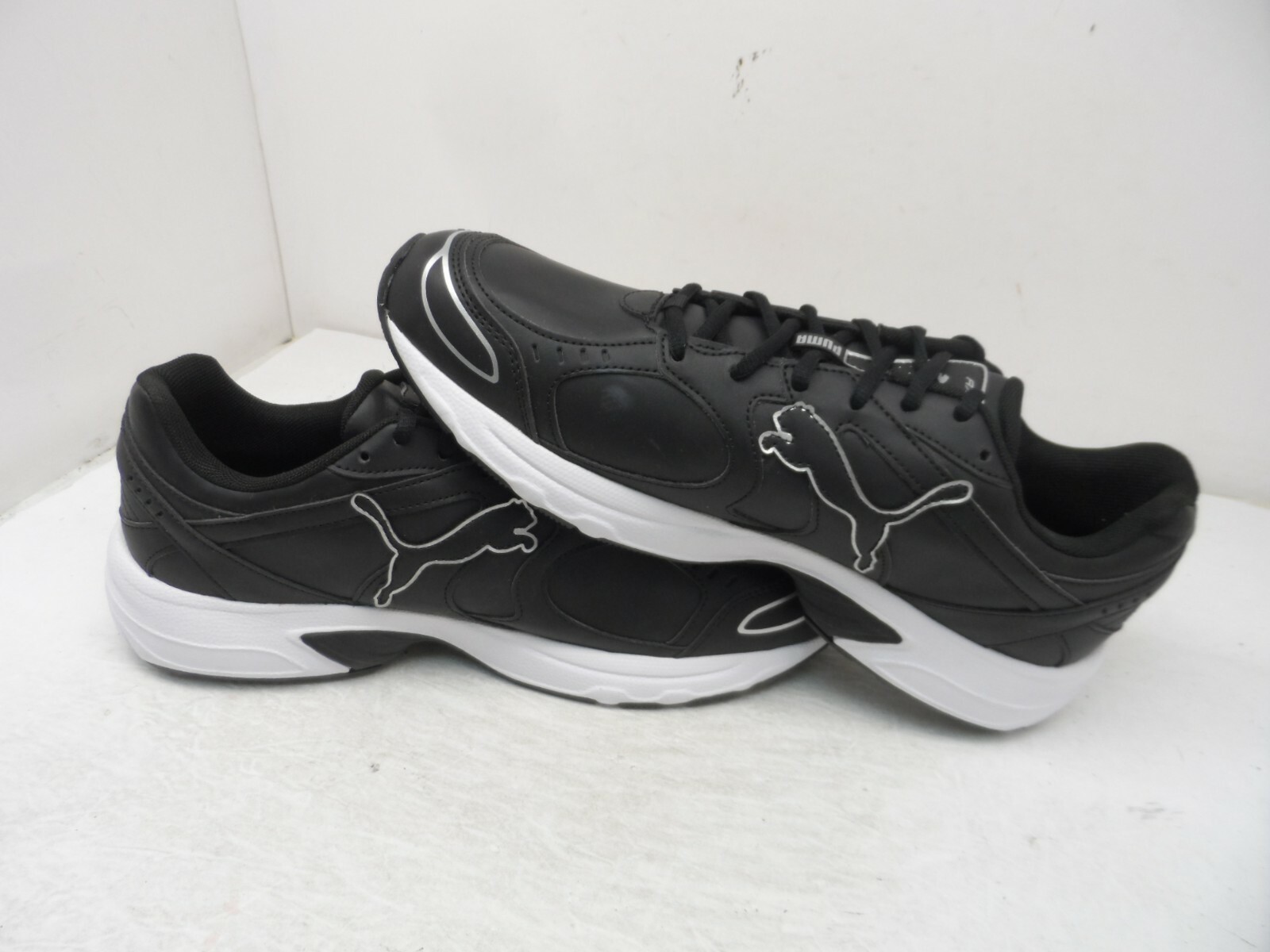 PUMA Men's Axis SL Athletic Casual Running Shoes Black/White Size 13M ...