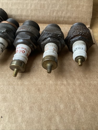 11pc lot VINTAGE Rusted SPARK PLUGS AC, Champion, Edison,blue point ...