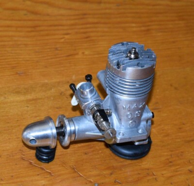 1971 OS 20 RC model airplane engine Spinner .20 max vintage glow motor ...