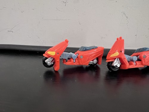 2002 Transformers Armada Minicon Sureshock Action Figure Toy PAIR OF 2 ...