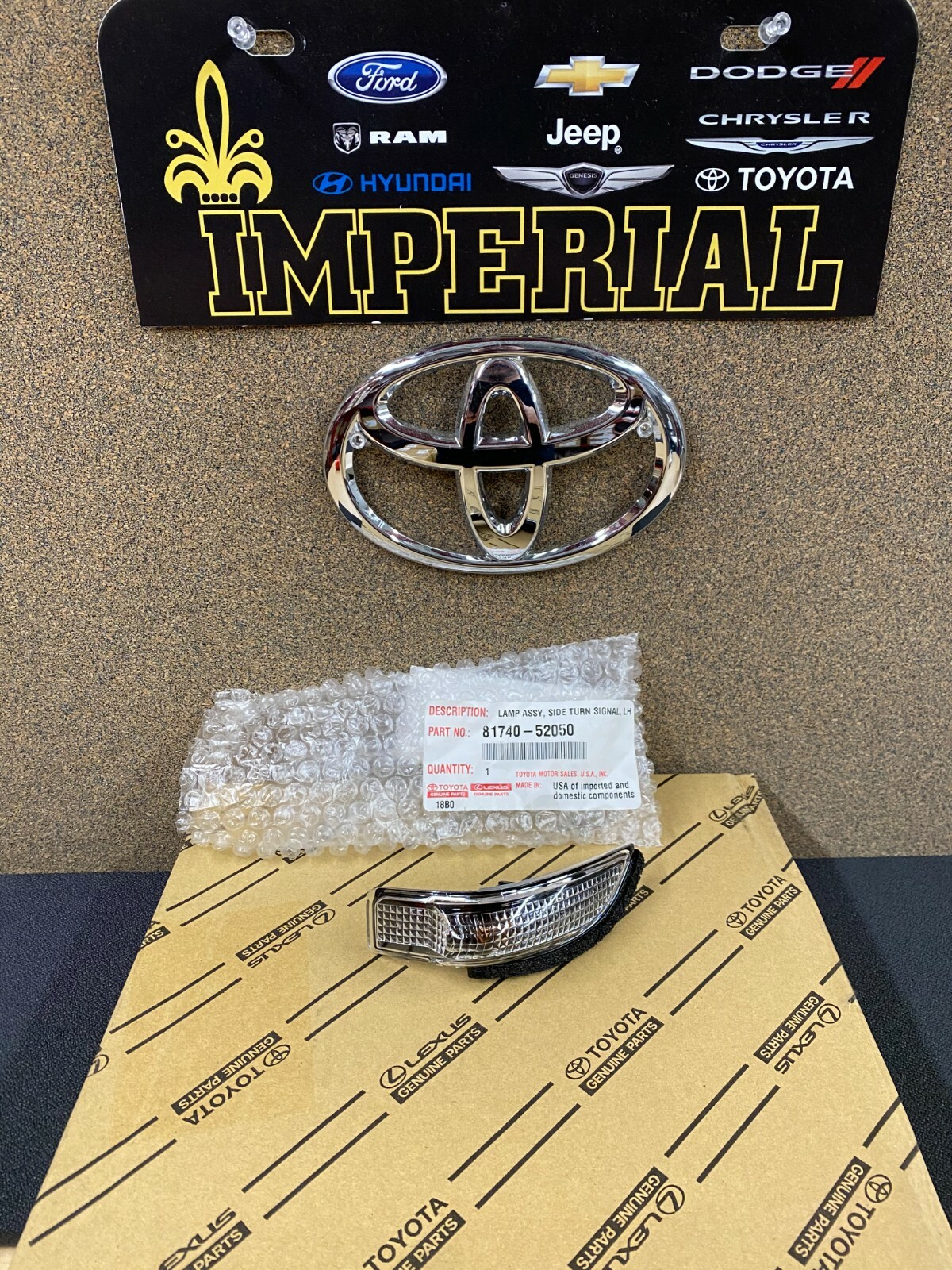 TOYOTA GENUINE OEM NEW LEFT SIDE MIRROR TURN SIGNAL LAMP 8174052050 | eBay