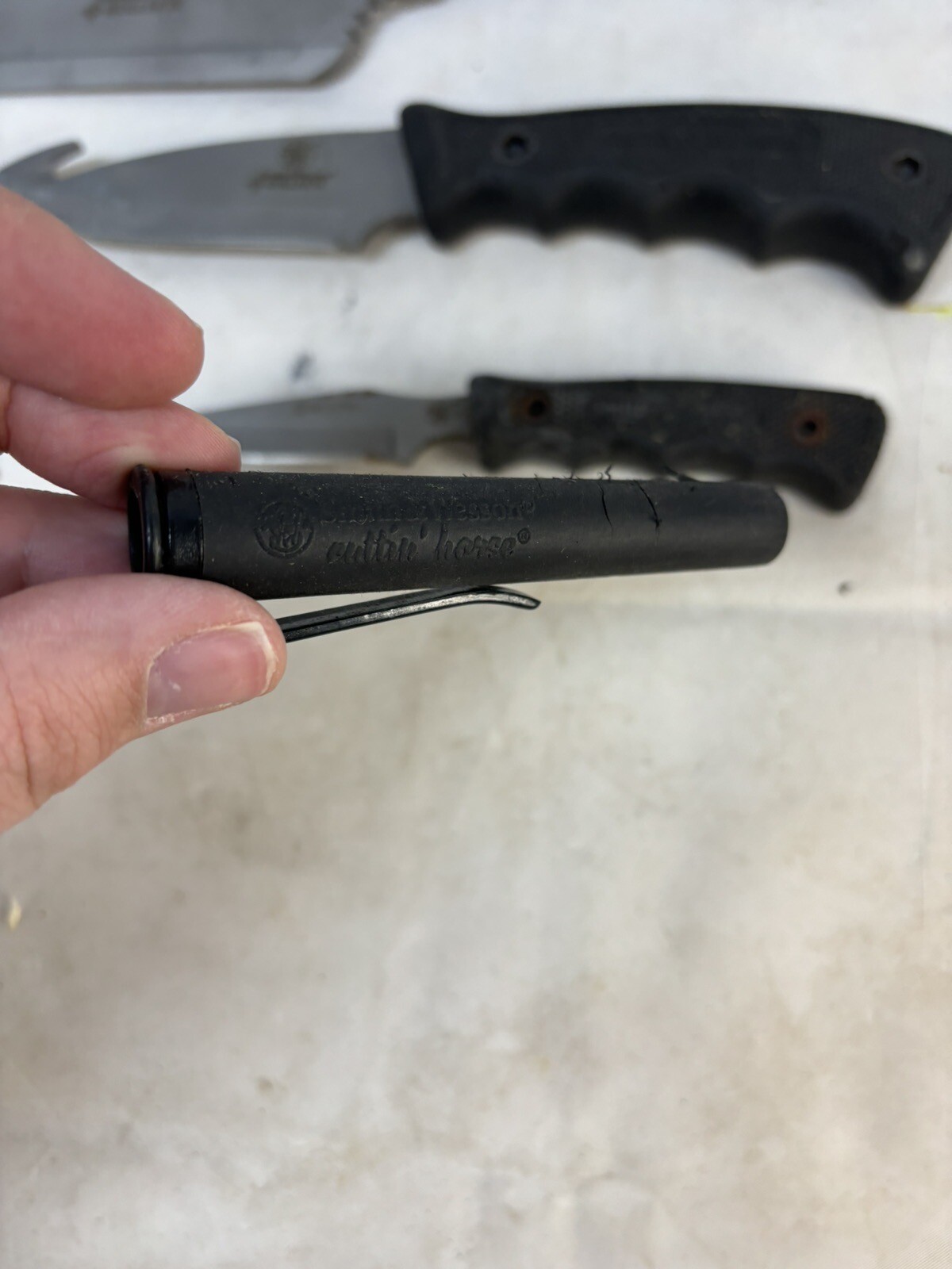 Smith & Wesson Bullseye Hunting Knife Set - Cleaver CK300 Skinner CH200 ...