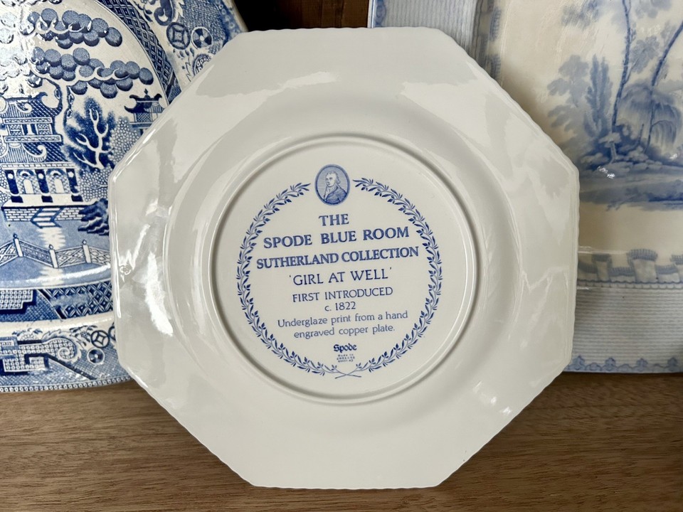 Italian Spode Blue Room Girl at the Well Octagonal blue & White ...