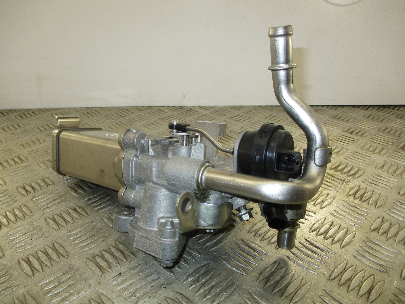 2021 Nissan Navara D23 2.3 Diesel YS23. EGR Cooler 147355889R 19K | eBay