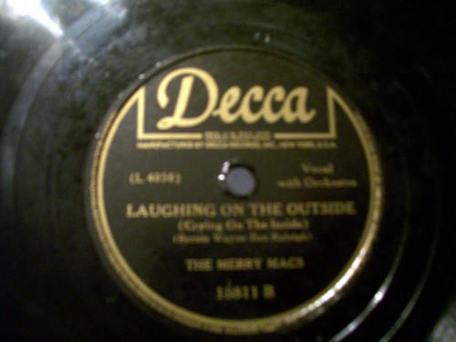 THE MERRY MAC ASHBY DE LA ZOOCH & LAUGHING ON THE OUTSIDE 78 DECCA ...