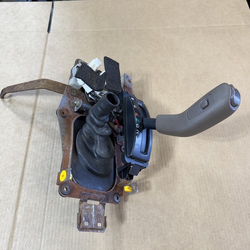 98-04 Toyota Tacoma 4WD Automatic Floor Shift Shifter Selector Assembly ...