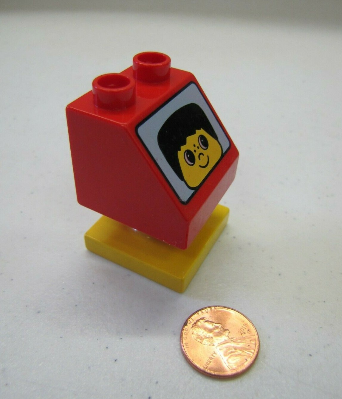 Lego Duplo Red Brunette Boy Tv & Stand Printed Specialty 2 Blocks ...