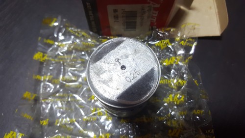 HONDA CZ100 C100 CA100 C102 C110 Piston S2 0.50 1111 | eBay