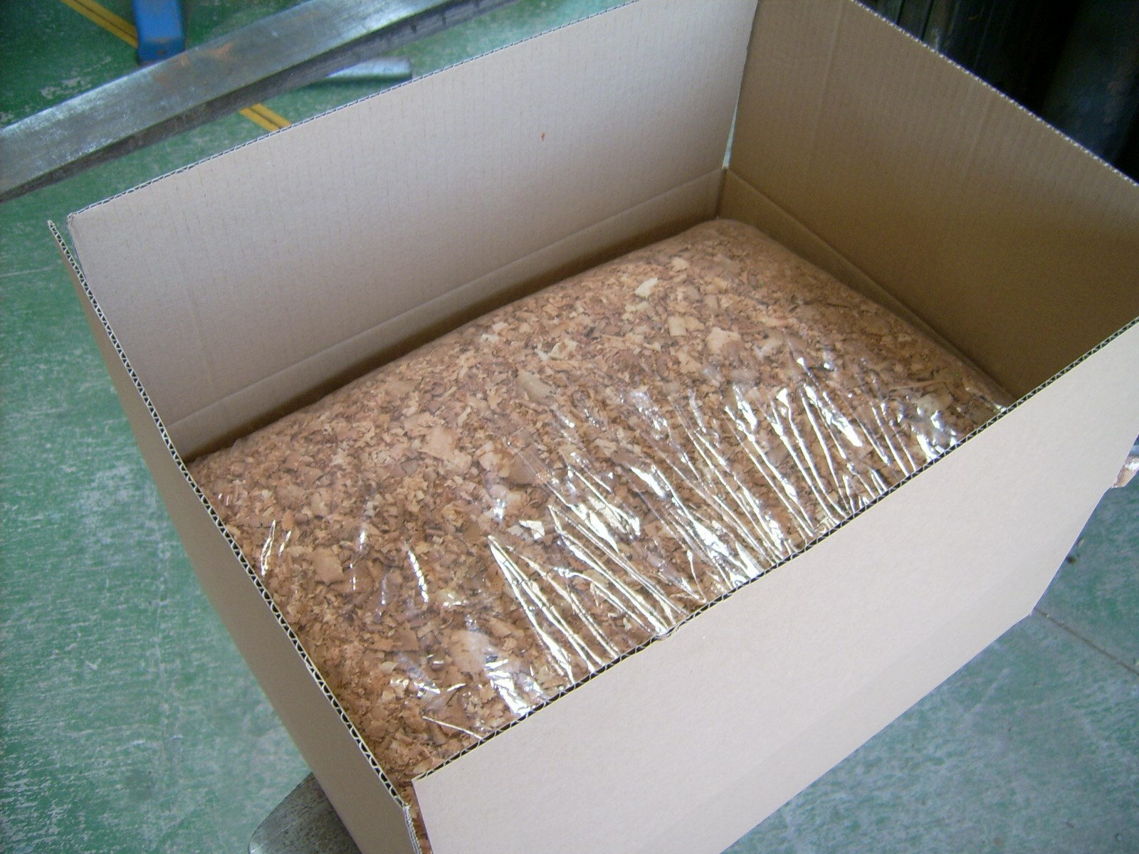 1.4kg Cedar shavings chips Natural Moth Repellent Odour Protection ...