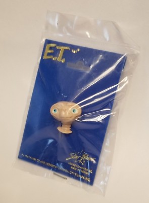 Vintage E.T. Pin in Original Packaging - 1982 | eBay