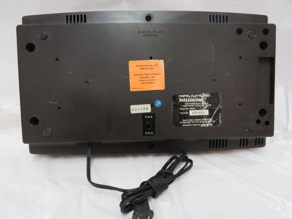 1970's Mattel Intellivision Game Console Model 2609 With Controllers ...