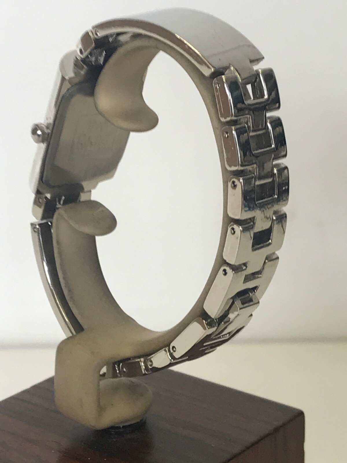 Yves Rocher Ladies Quartz Bracelet Watch | eBay UK