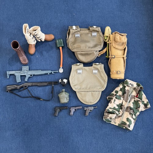 GI JOE Accessories Lot Weapons Guns Helmets Vintage 14 Items for 1:6 12 ...