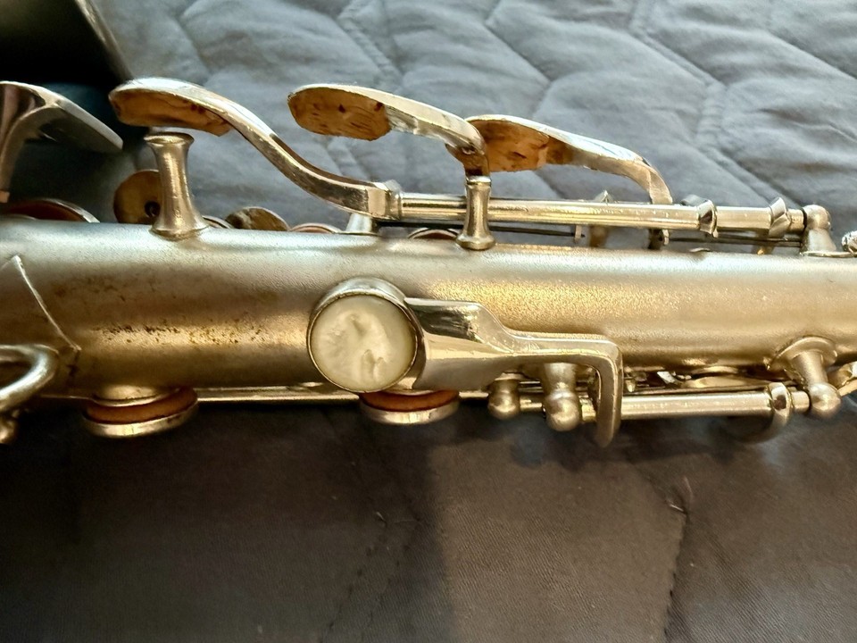 Conn NWII 4M Curved Soprano Silver Deco Engraving Very Rare Overhauled ...