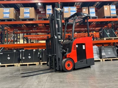 Forklifts - 3500 Lb