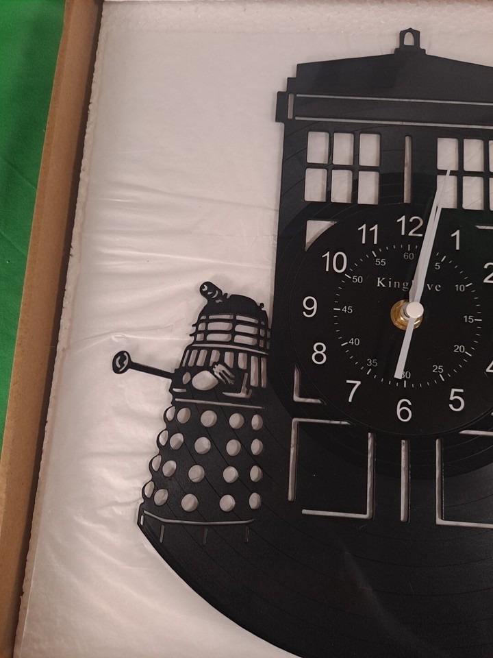 New In Packaging Dr Who Clock Vinyl Collectible Wall Clock 12" Diameter ...