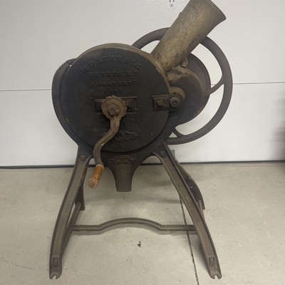 Primitives - Corn Sheller