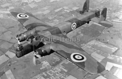 WW2 PICTURE PHOTO UK RAF ARMSTRONG WHITWORTH WHITLEY ON FLY 6803 | eBay