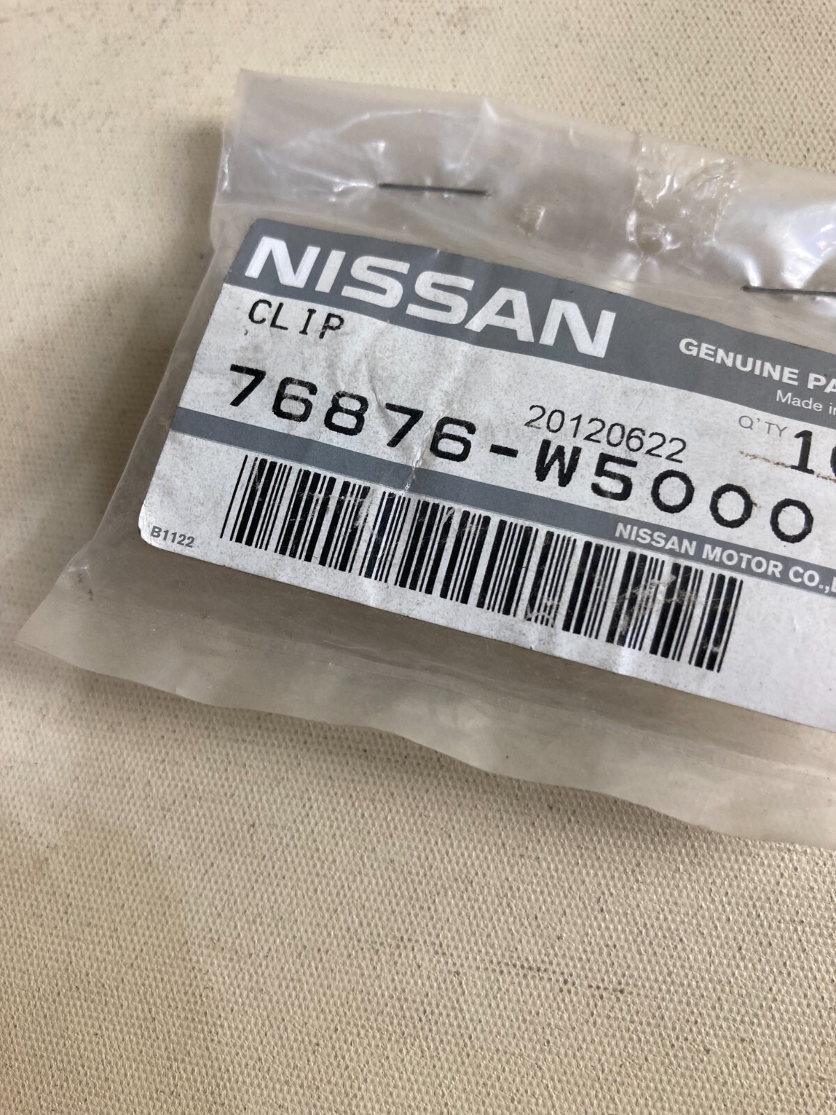 NISSAN OEM GENUINE - (1 ONLY) 76876-W5000 CLIP | eBay Australia