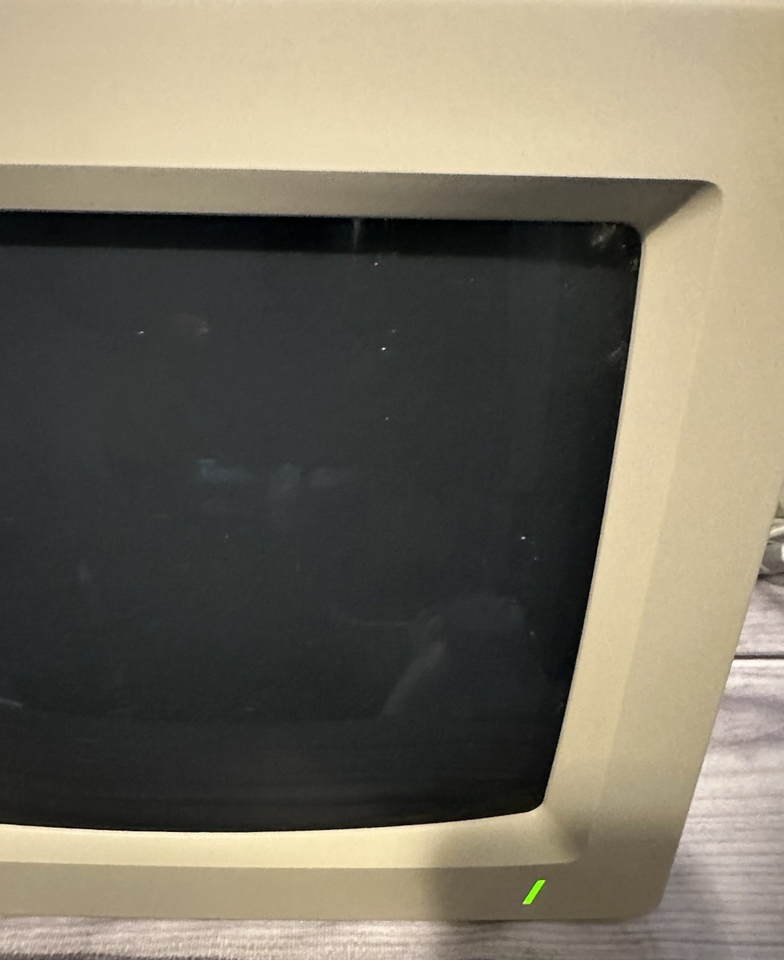 VINTAGE 1986 APPLECOLOR RBG COMPUTER MONITOR WITH POWER CORD AND ...