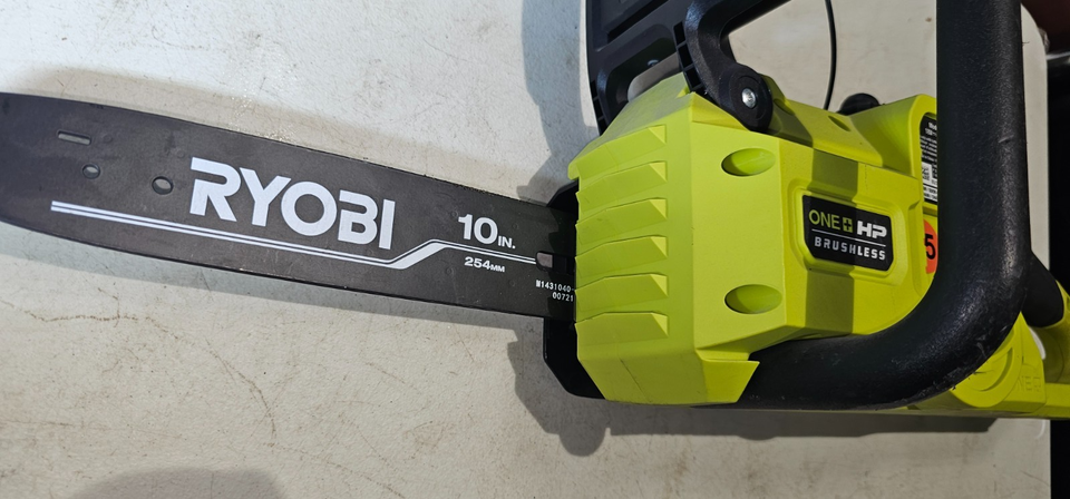 RYOBI P2502 18V ONE+ HP Brushless 10" Chainsaw - No Chain | eBay