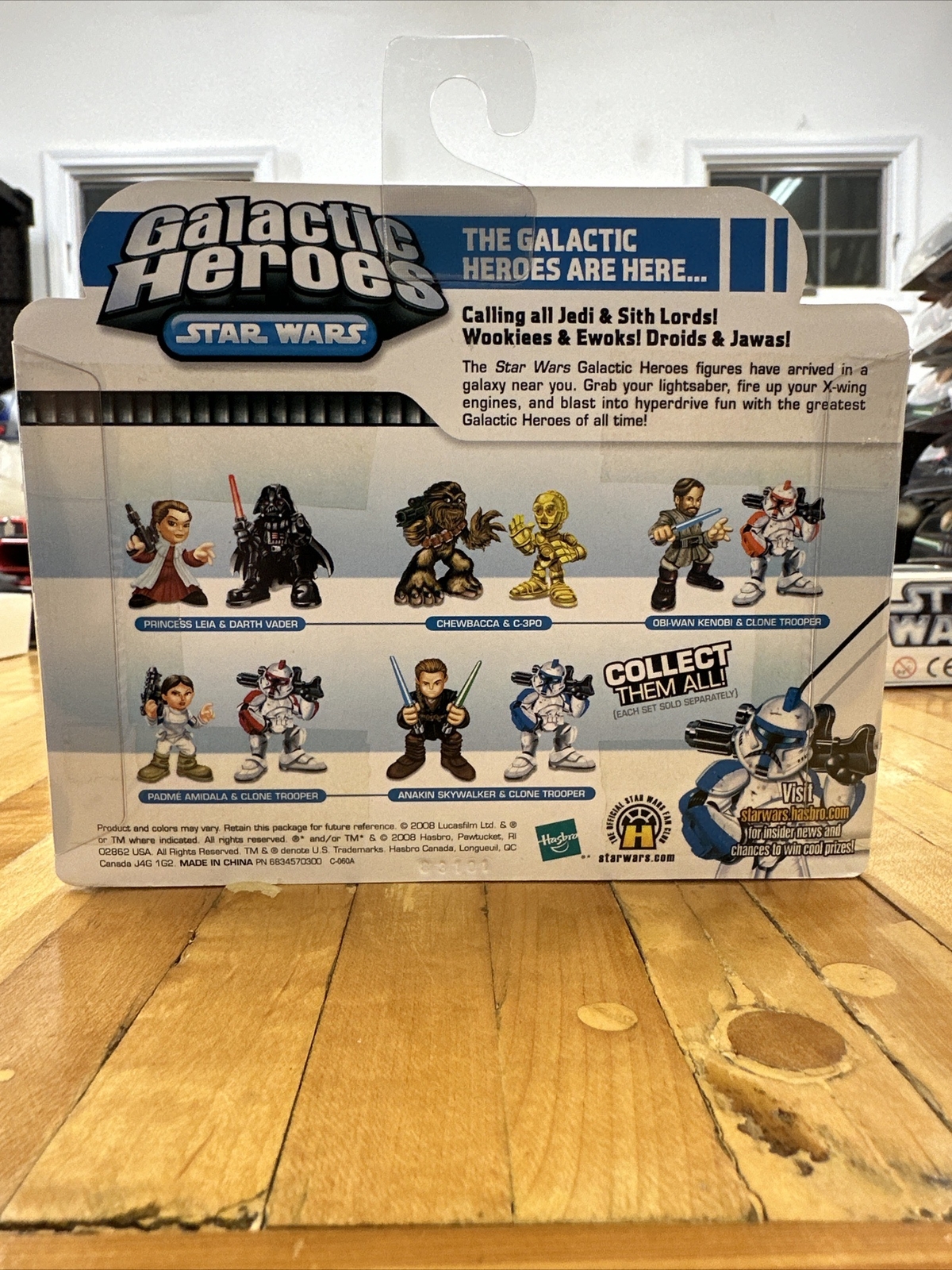 Star Wars Galactic Heroes R2-D2 with Serving Tray & Princess Leia Jabba ...