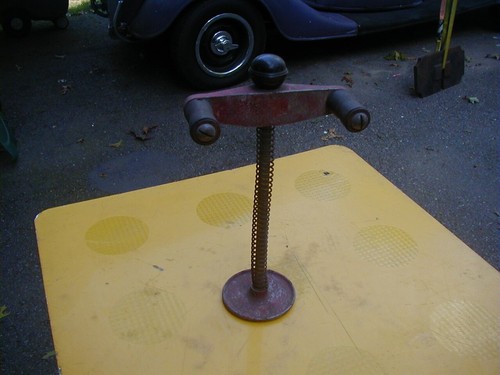 Vintage Bear Alignment Rack Car Truck Van Steering Wheel Holder Stand ...