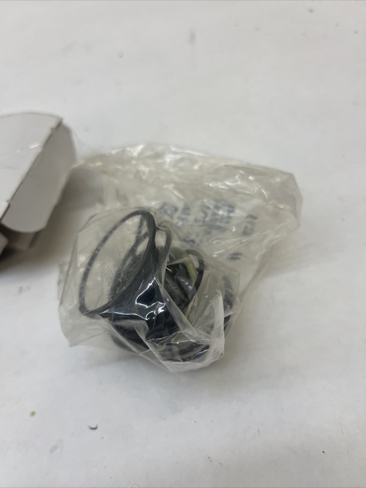 Bendix 275875 Field Repair Kit for QRV Quick Release Valve for sale ...