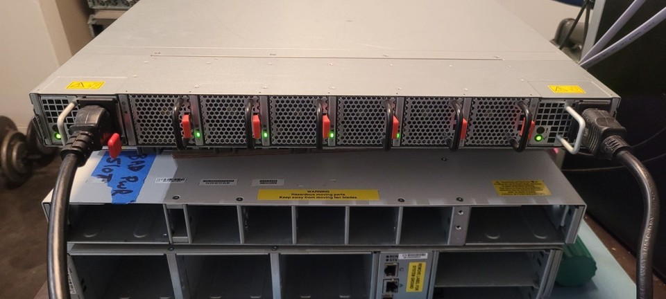 Mellanox MQM8700-HS2R 40-Port 200Gb/s InfiniBand Switch w/ Dual Power ...