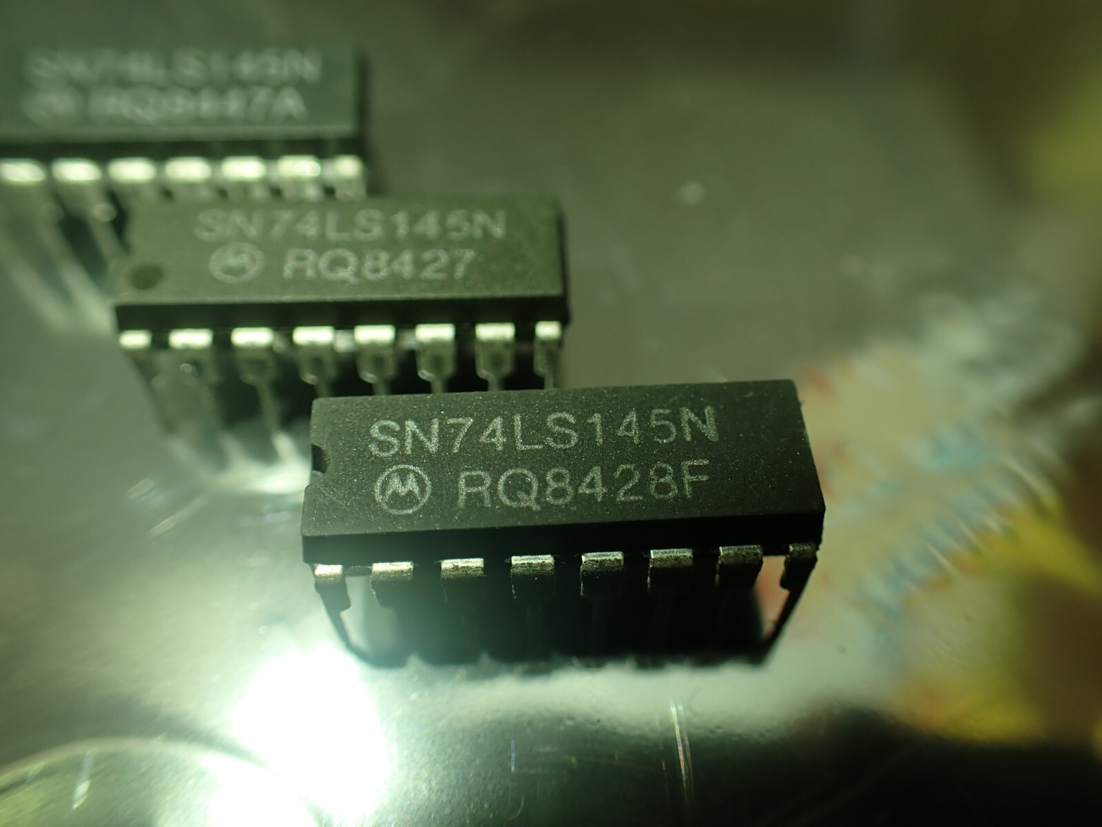 MOTOROLA SN74LS145N ORIGINAL Decoder Driver Open Collector IC UK STOCK ...