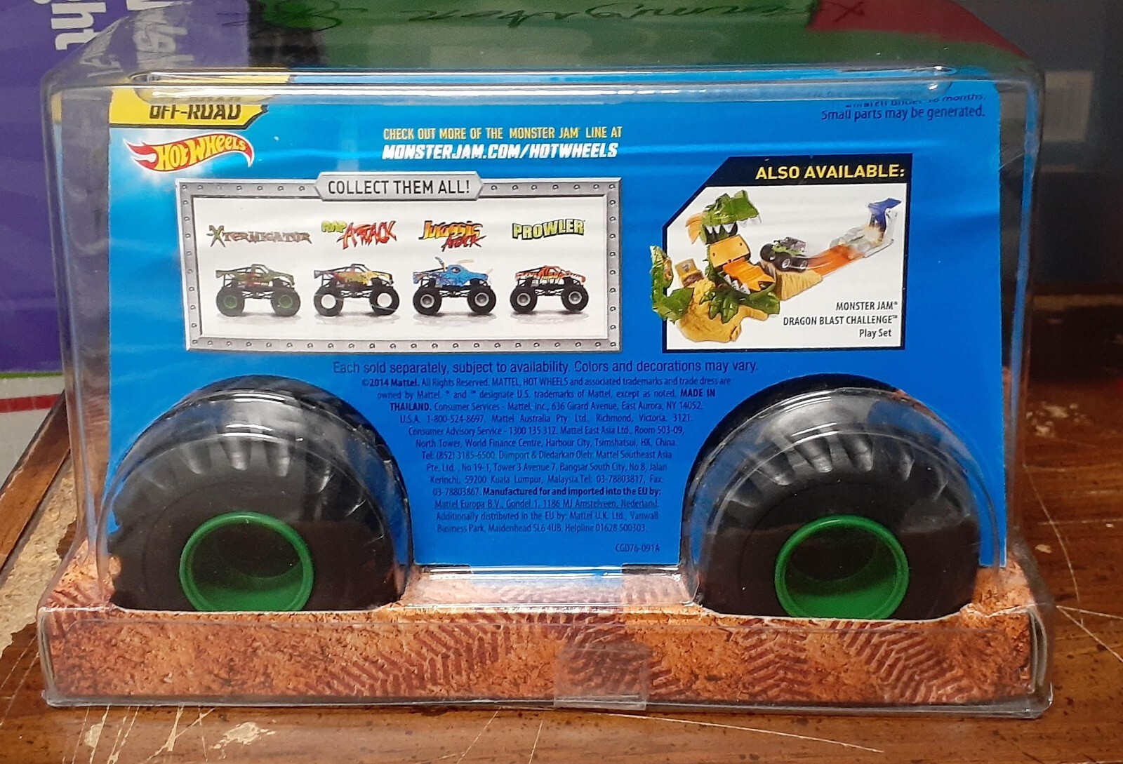 Autographed by JR McNeal Monster Jam 2014 Xtermigator Truck 1:24 Scale ...