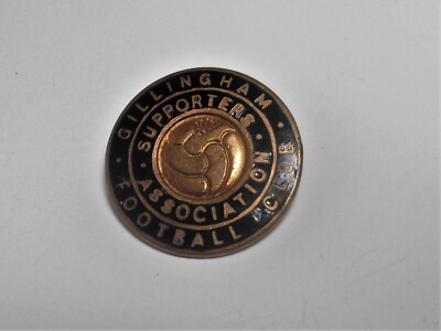 GILLINGHAM FC - VINTAGE BLACK ENAMEL SUPPORTERS ASSOCIATION CREST BADGE ...