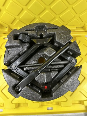 15-22 Chevrolet Trax Trunk Compartment Floor Emergency Jack Tool Box W ...