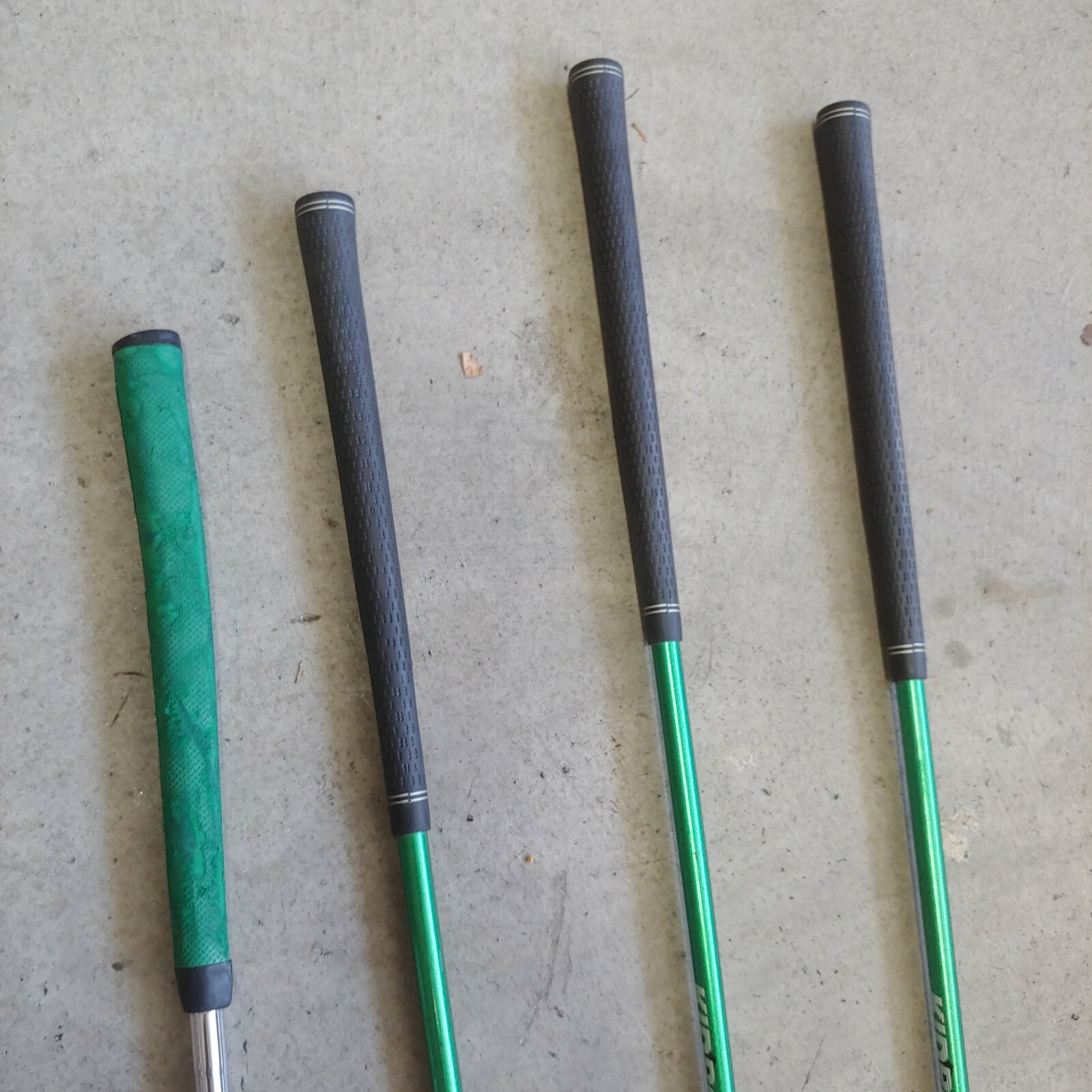 USKG Golf Club Set Youth UL4 irons - 8, 9, PW, Putter | eBay