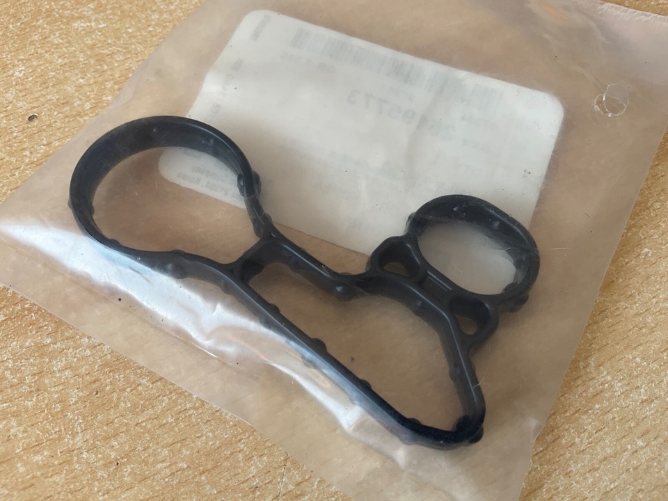 GENUINE VAUXHALL MOKKA OIL COOLER FILTER GASKET SEAL 25195773 | eBay UK