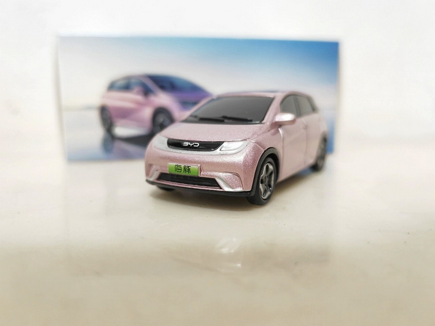 1/64 Scale BYD Dolphin Pink Diecast Car Model Toy Collection Gift NEW ...