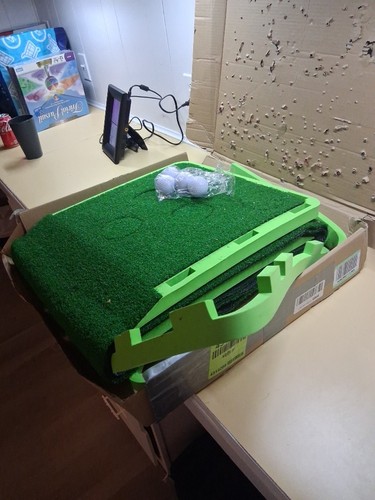 SPRAWL , Brand New Putting Green 12 Ft, With Putting Holes On Each End ...