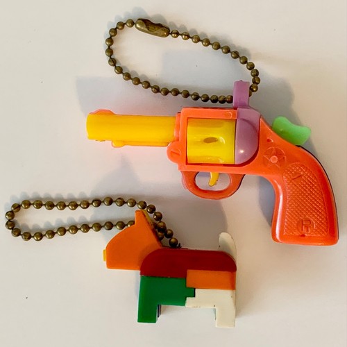 Vintage Toys Multi Color Pull Apart Puzzles ~ Pistol Gun & Scottie Dog ...