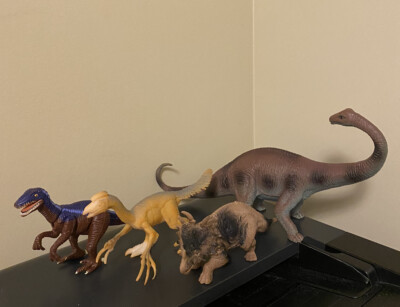 four dinosaurs | eBay