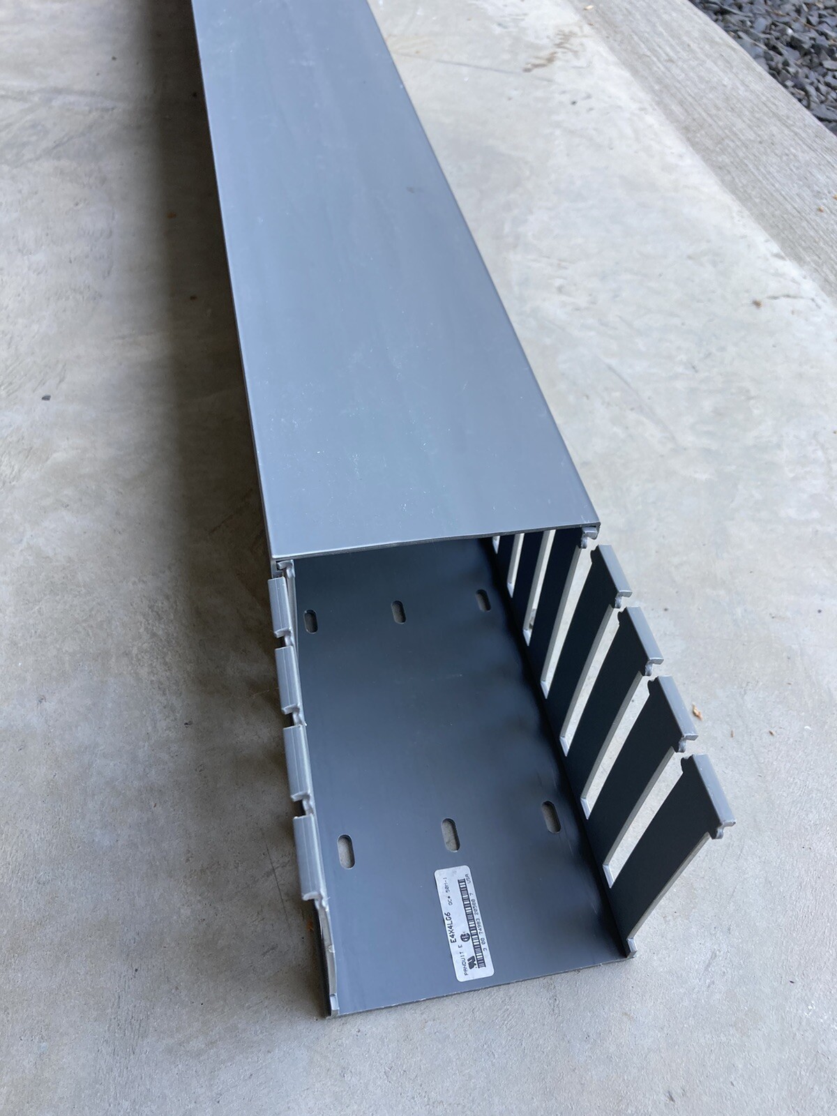 48 Feet Of Panduit Wire Duct 4X4XLG6 with covers. Box of 8 Pieces and 8 ...